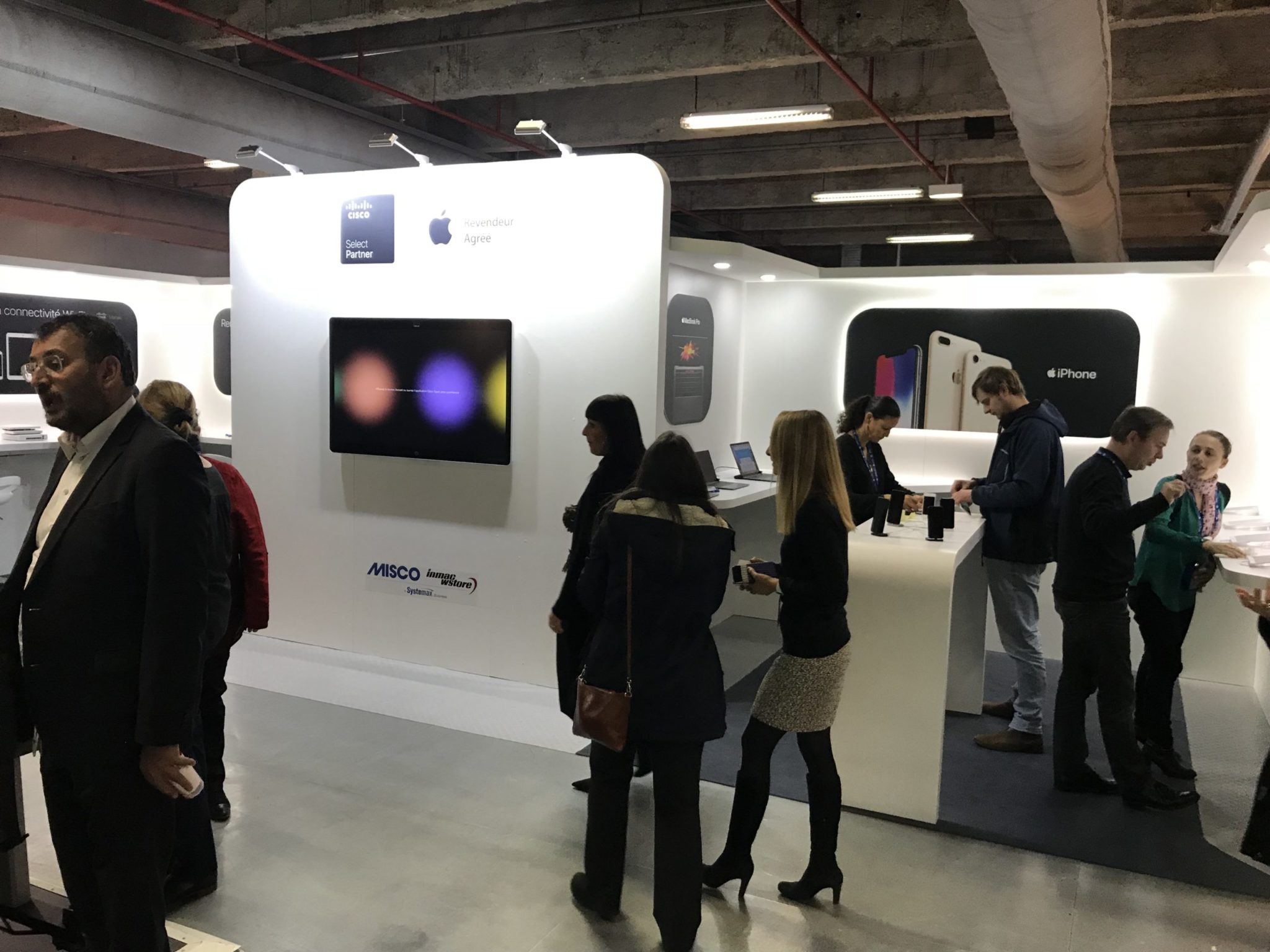 STAND APPLE – CISCO INMAC WSTORE – EI EVENTS